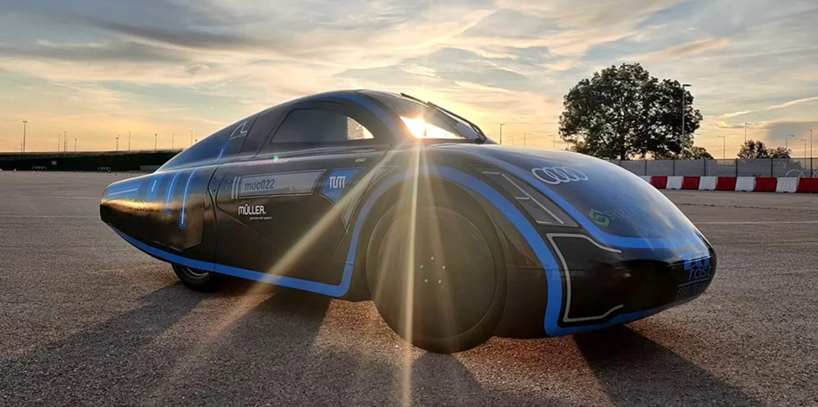 Представлений електрокар із запасом ходу понад 2500 кілометрів T4 сучасні технології та наука