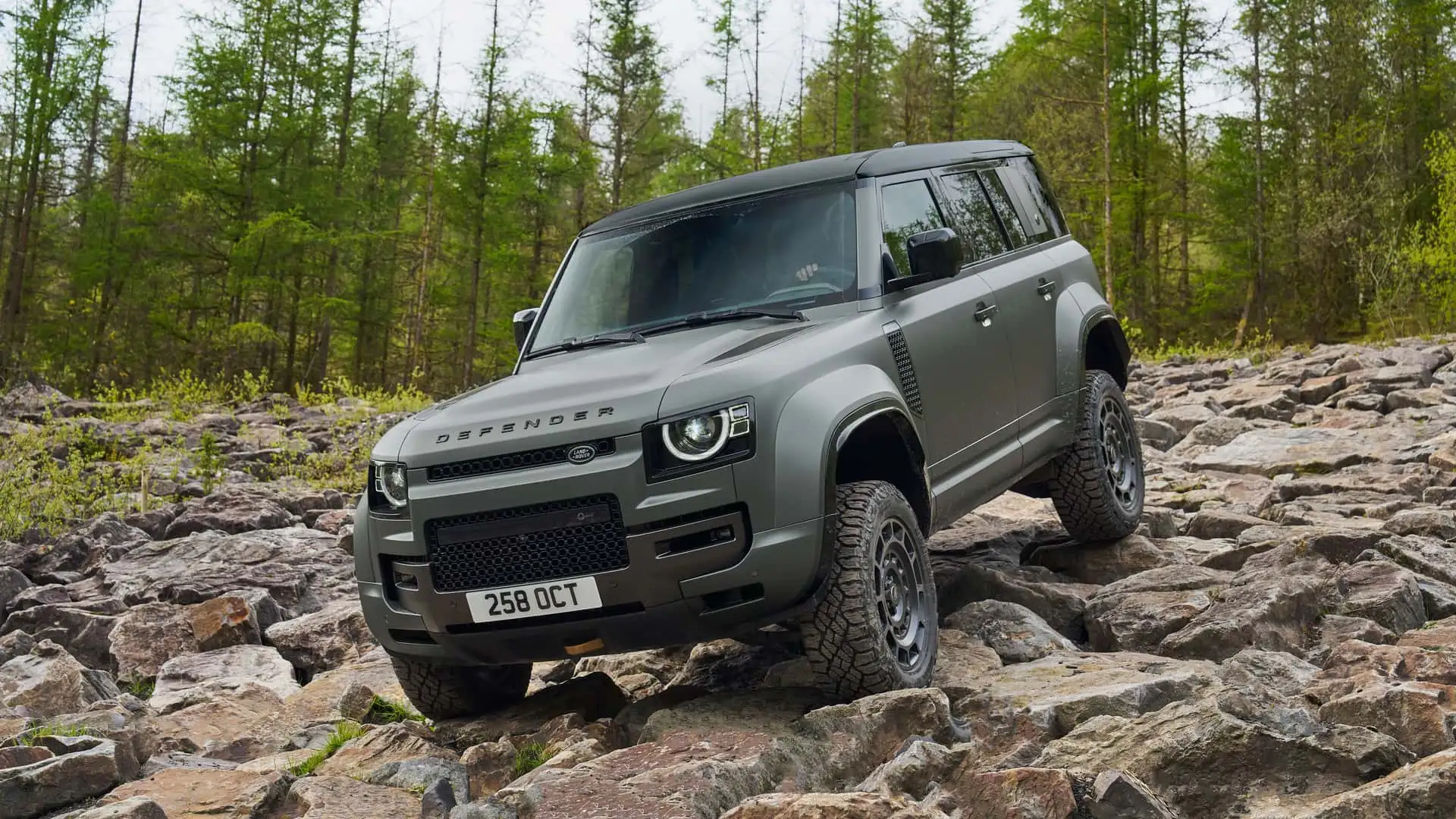 Land Rover представив нову версію свого легендарного позашляховика ...